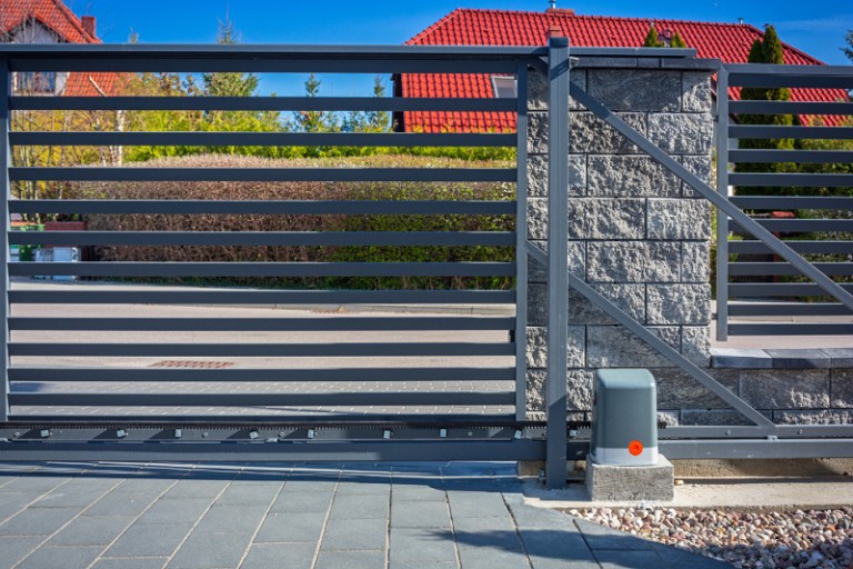 8 Reasons to Install an Automatic Gate | Security & Convenience