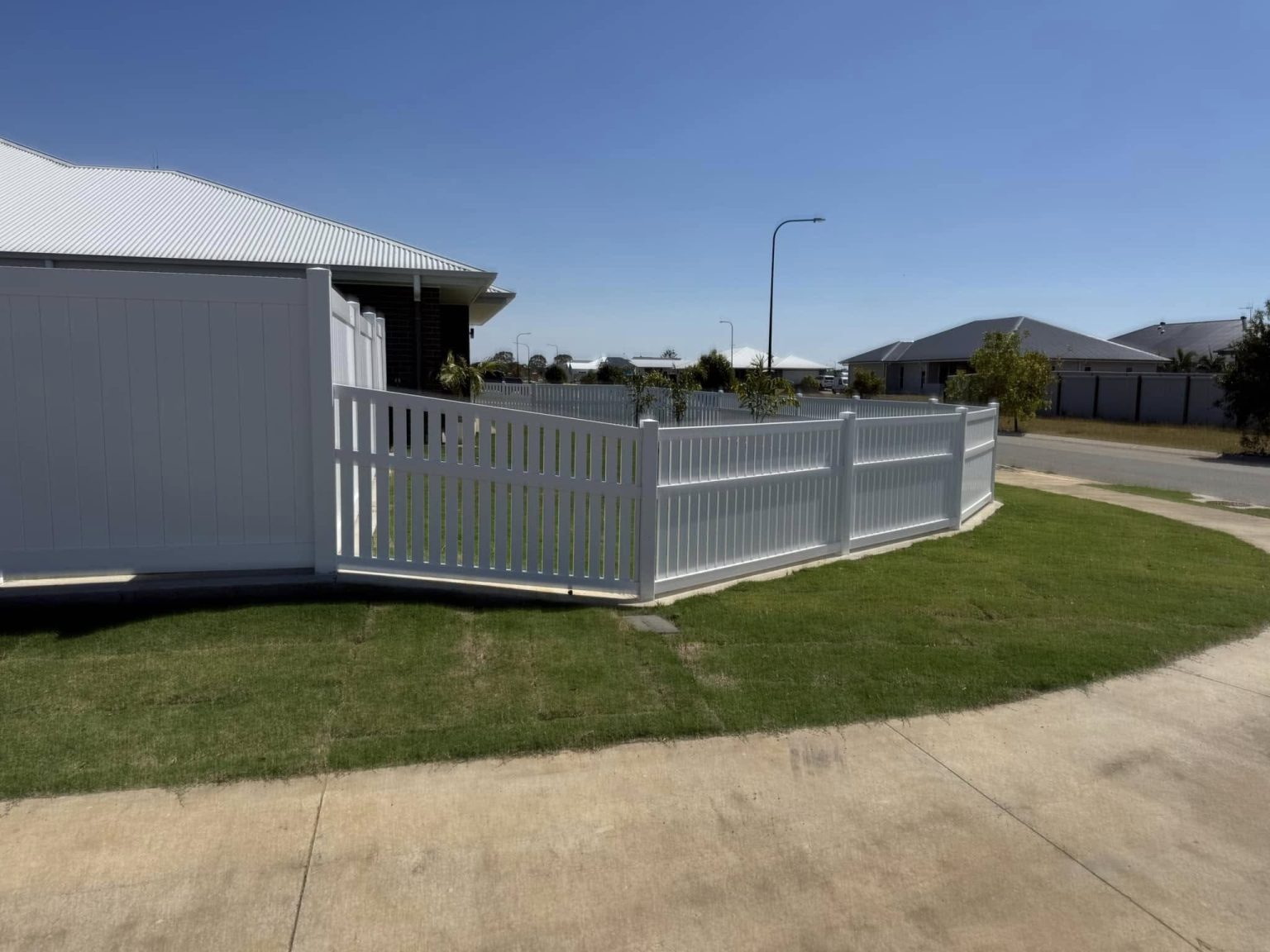 When and How to Install Fence Extension - JIMSFENCING.COM.AU